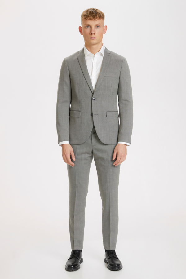 MATINIQUE SLIM SUIT - Anthonys Fashion